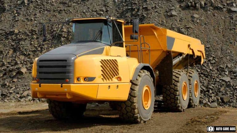 9 Different Types of Semi Trucks (With Photos)