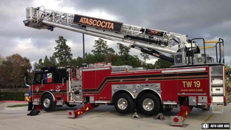 10 Different Types of Fire Trucks (With Photos)