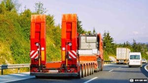 9 Different Types of Semi Trucks (With Photos)